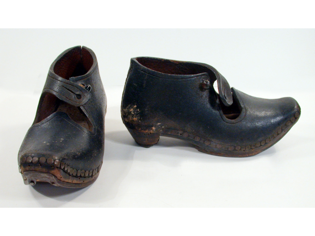 If the Shoe Fits - Whanganui Regional Museum